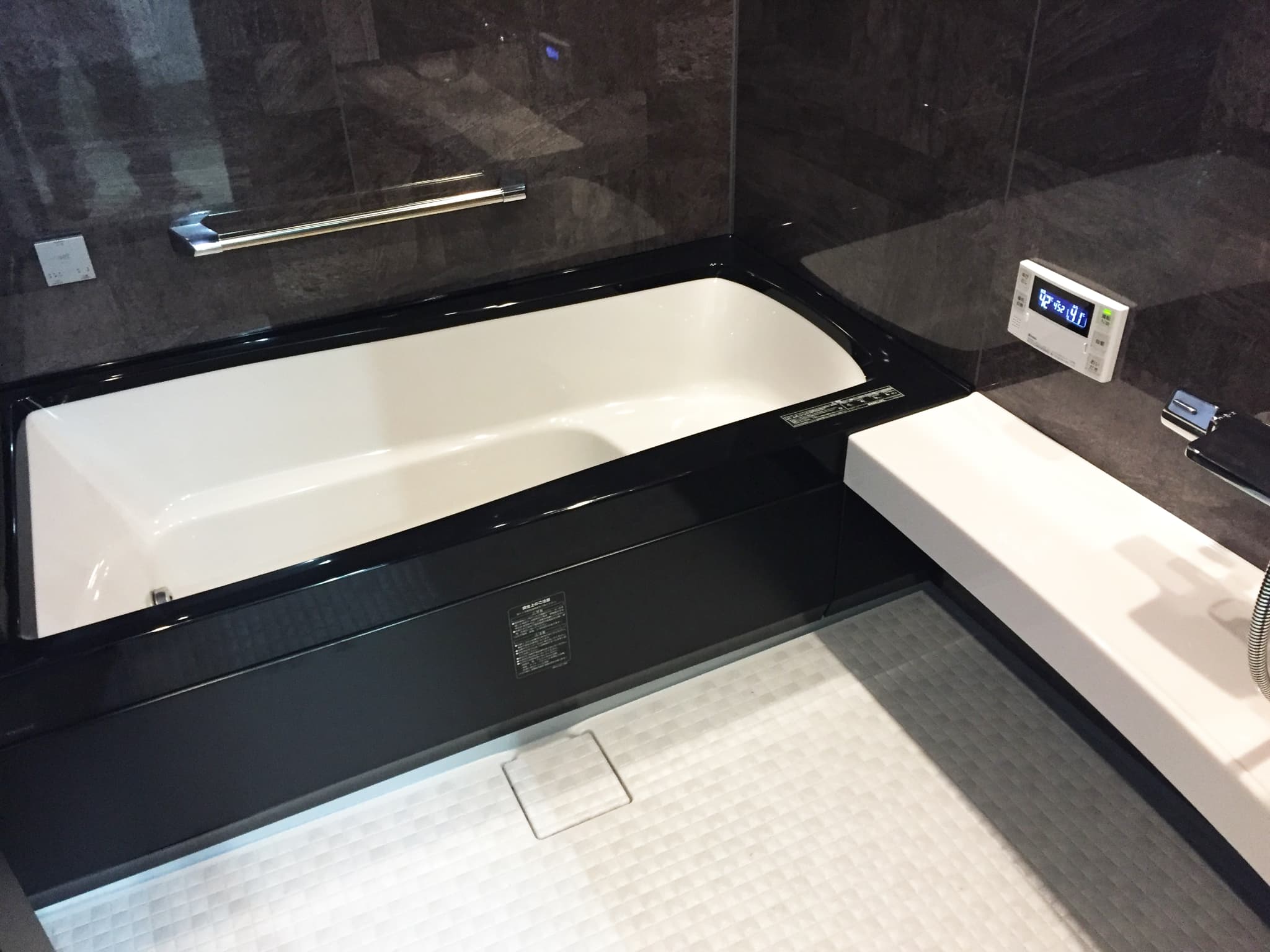 こだわりの高級ユニットバスリフォーム | LIXILリフォームショップCUBEリノベーション